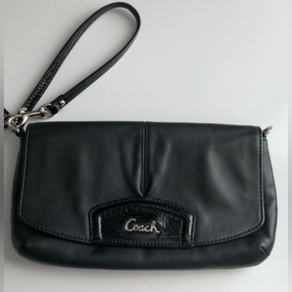 Coach | Bags | Coach Envelope Flap Wristletpouchette Black Leather2 ...